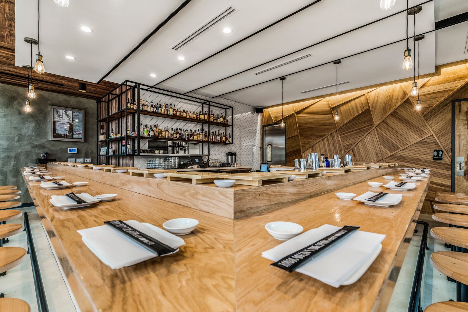 Hando Sushi | Construction Concepts